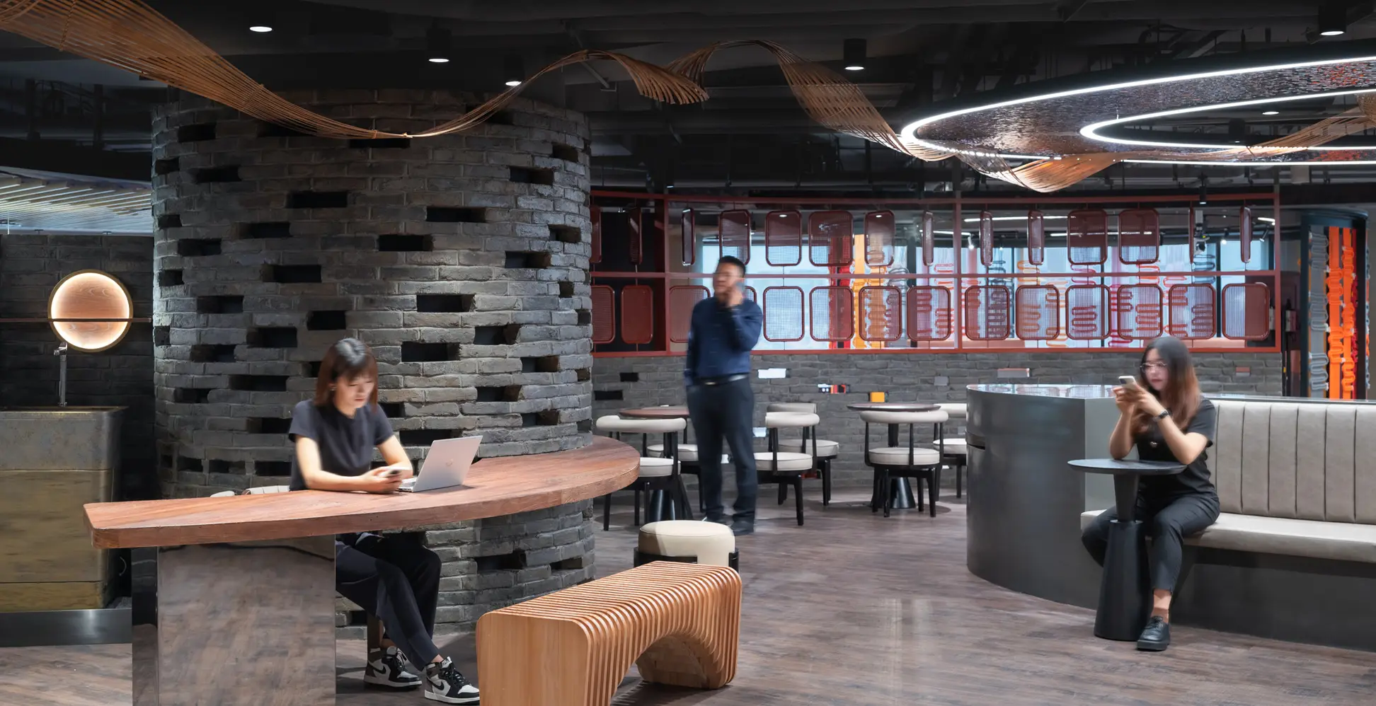 INFINITY INTERIORS DESIGN & ENGINEERING